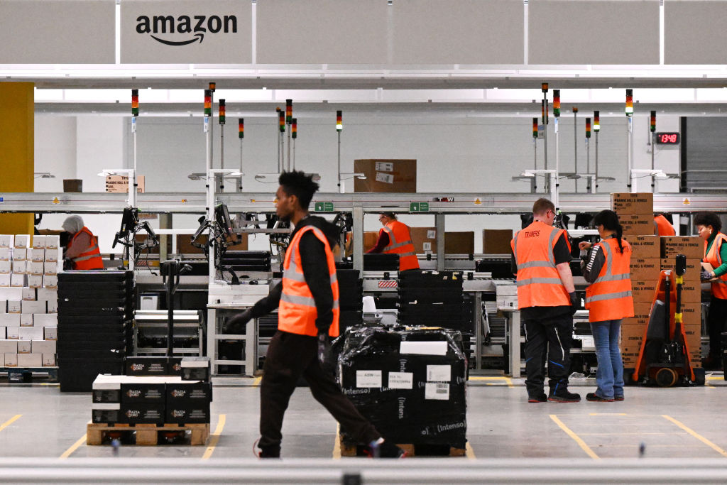 Amazon Faces Federal Lawsuit Over Alleged ADA Violations and Absence Policies